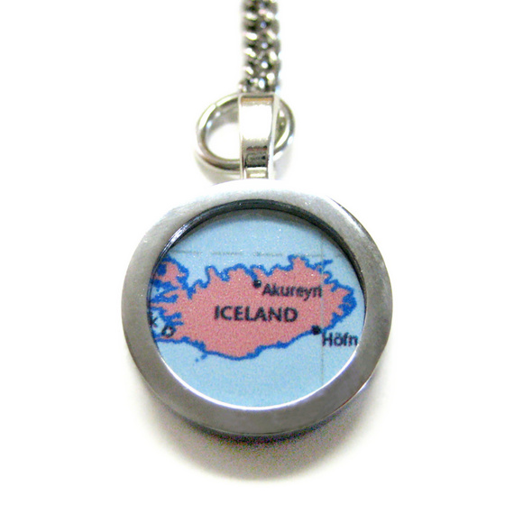 Kiola Designs | Accessories | Iceland Map Keychain | Poshmark